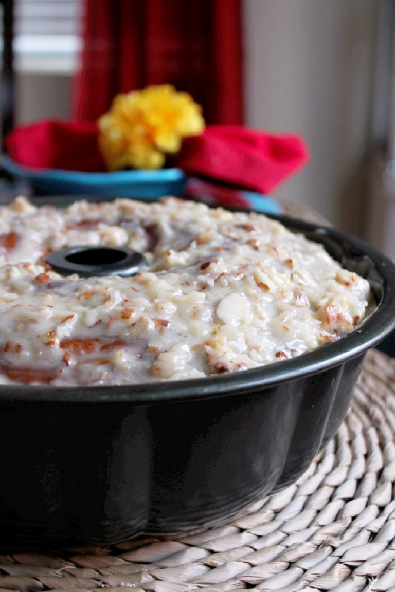 Kentucky Butter Crunch Cake - Creole Contessa